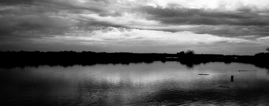 Foto + Grafía: Paisaje gris